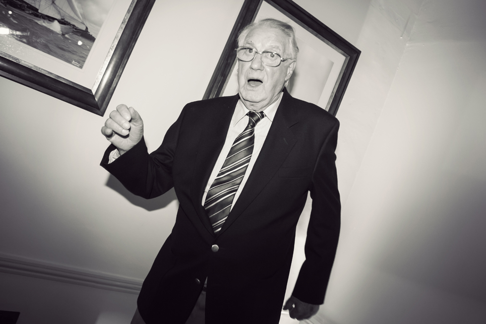 Reportage Wedding Photography | Carrie & Keith, Tracy Park - Lee Niel ...